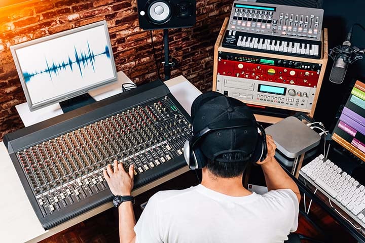 Mixing vs Mastering Audio Explained | ISM UK