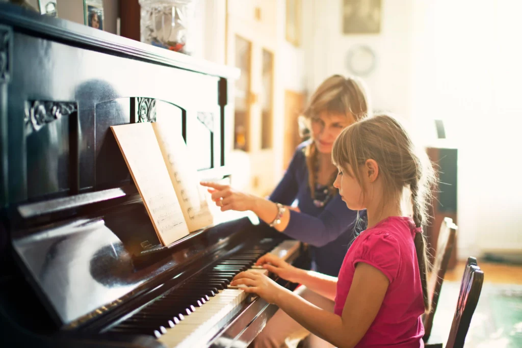 How Piano Lessons Boost Learning Skills in Children – The Cross-Eyed ...